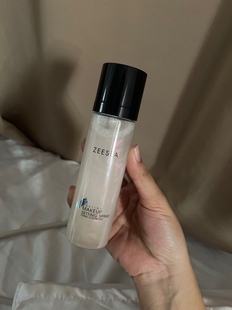 Zeesea Setting Spray - Black, Beauty & Personal Care, Face, Makeup on Carousell