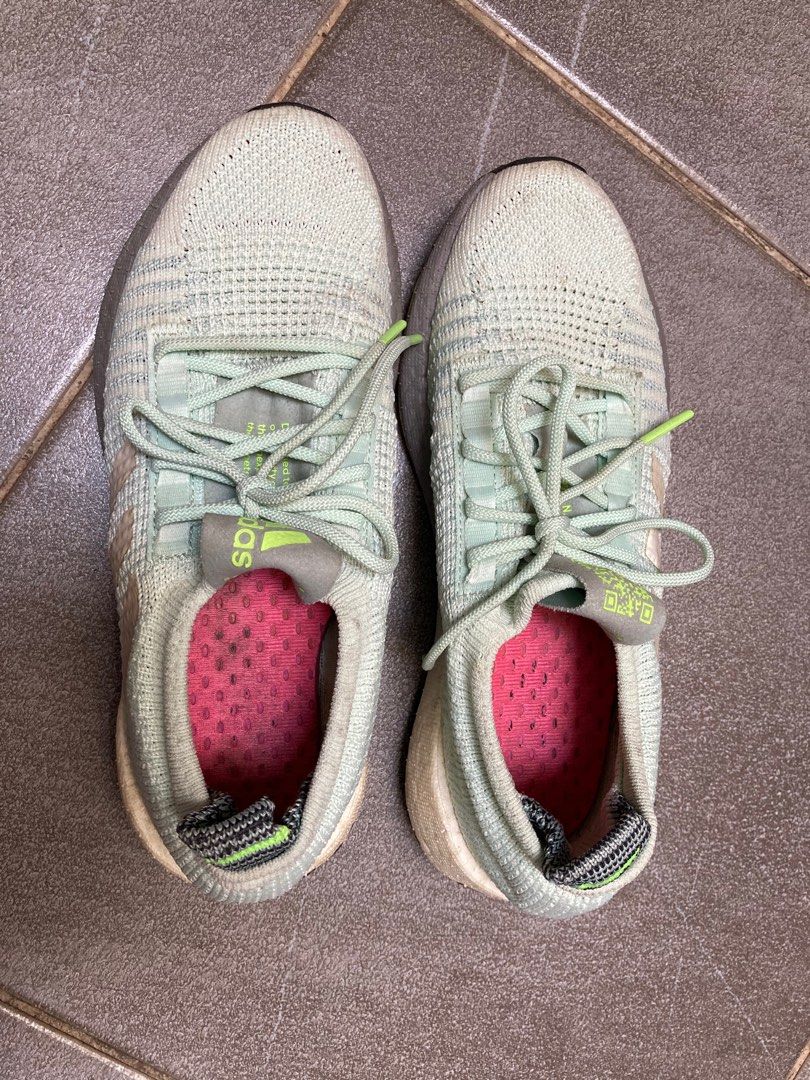ADIDAS PULSE BOOST HD, Fesyen Wanita, Sepatu di Carousell