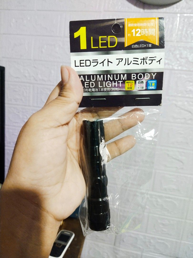 aluminum body led light, Furniture & Home Living, Lighting & Fans ...