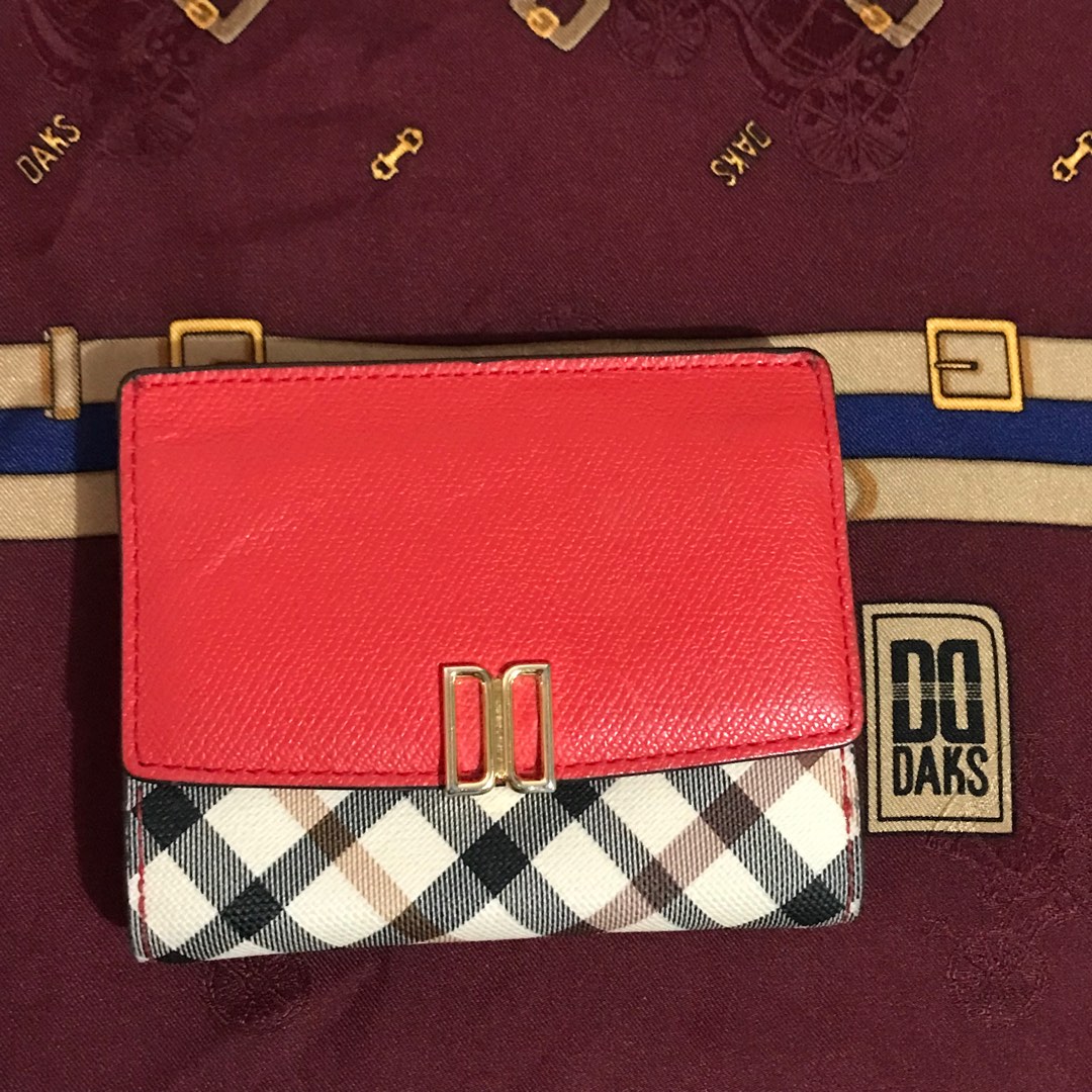 Authentic Daks London Bi Fold Genuine Leather Wallet, Luxury, Bags & Wallets on Carousell