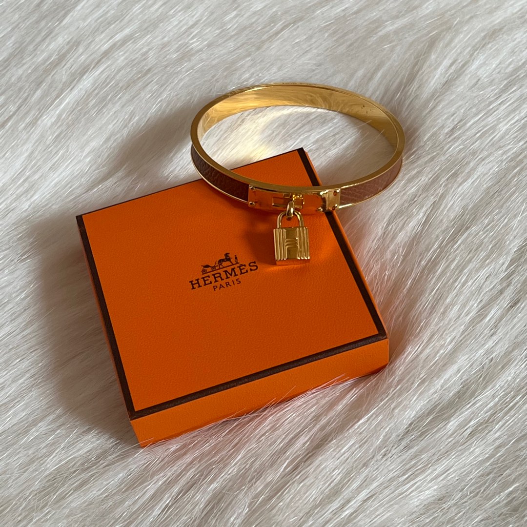 Authentic Preloved Hermes Kelly Lock Bracelet in Gold Hardware, Luxury ...