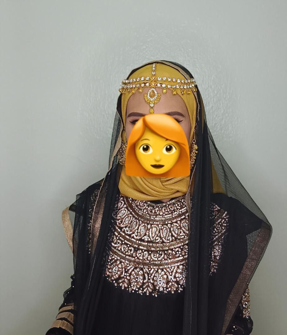 Baju sewa bollywood, Women's Fashion, Muslimah Fashion, Prayer Sets on ...