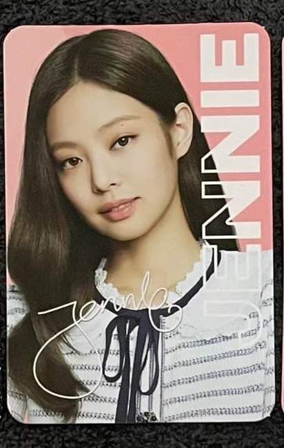BLACKPINK OREO JENNIE PHOTOCARD, Hobbies & Toys, Memorabilia ...