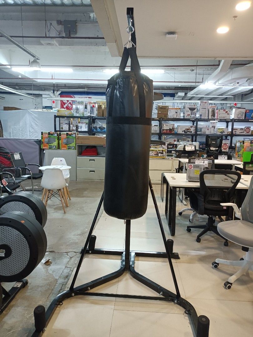 boxing tower and bag crane, Sports Equipment, Exercise & Fitness ...