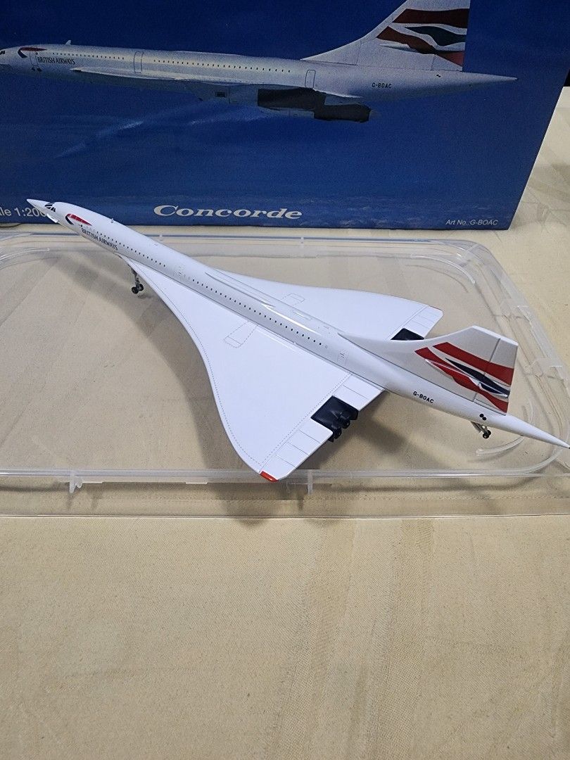 British Airways Concorde G-BOAC 1:200 Scale Model, Hobbies & Toys, Toys ...