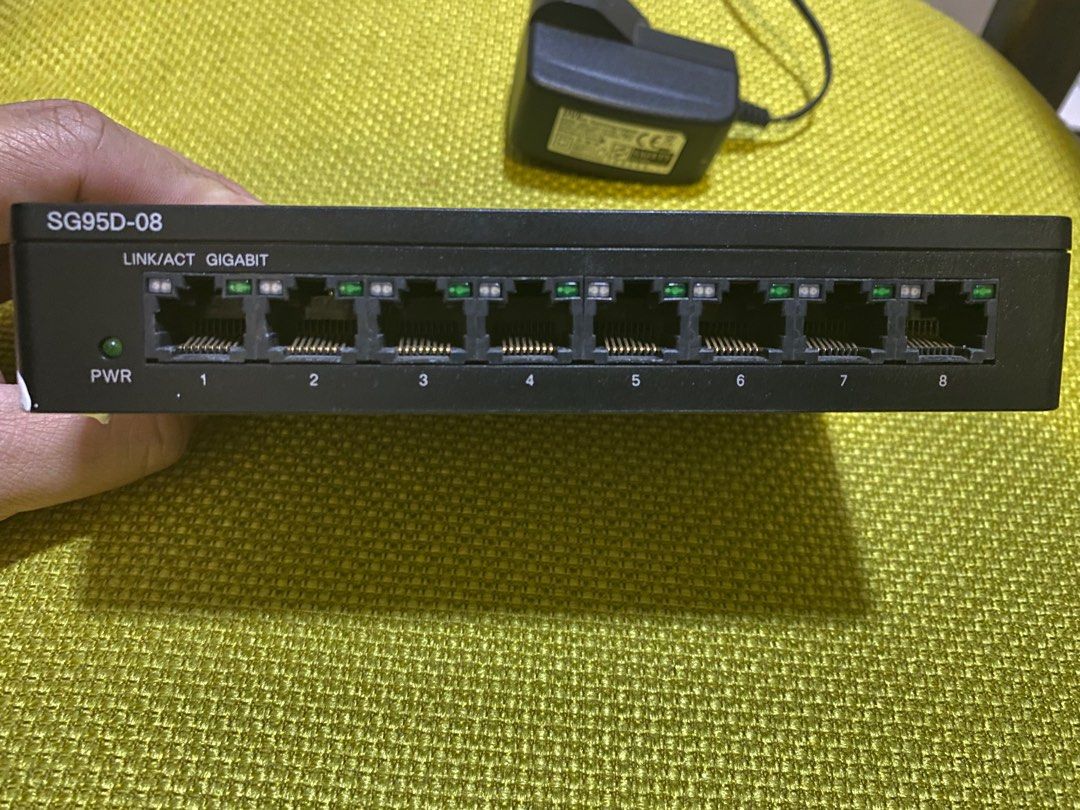 Cisco 8 Port Switch, Computers & Tech, Parts & Accessories, Networking ...