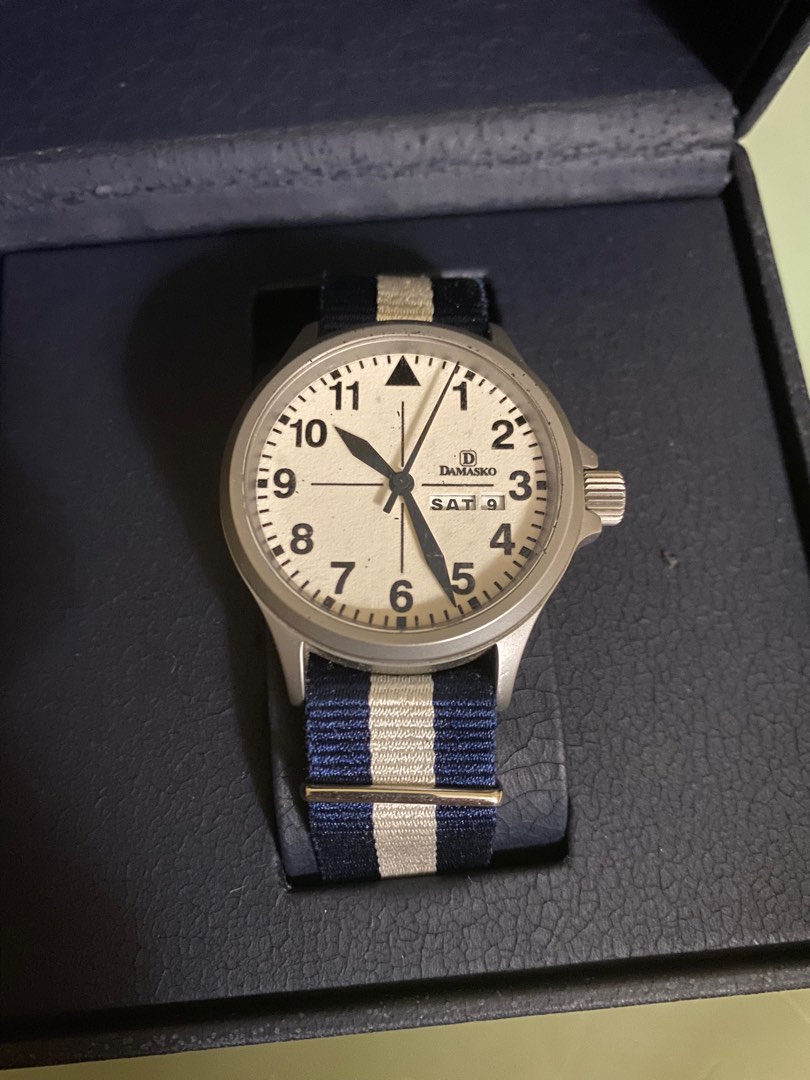 Damasko DA37 Automatic Self-winding Watch, Luxury, Watches on Carousell