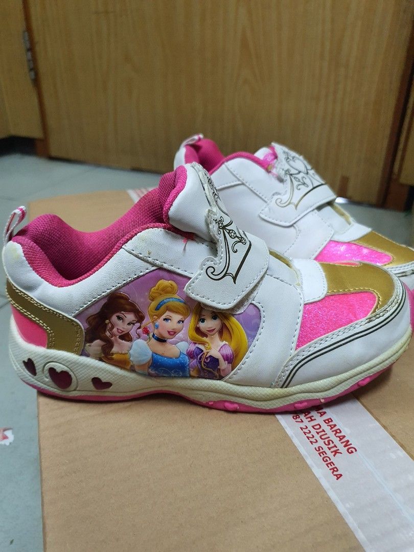Disney Princess Shoe White Pink, Babies & Kids, Babies & Kids Fashion ...