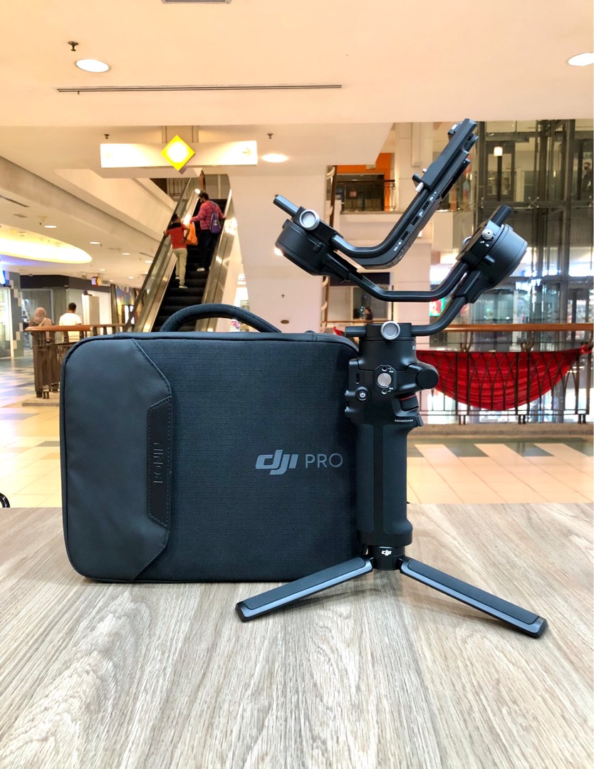 DJI RSC 2 RSC2 Gimbal Stabilizer with Carrying Case (99% new ...