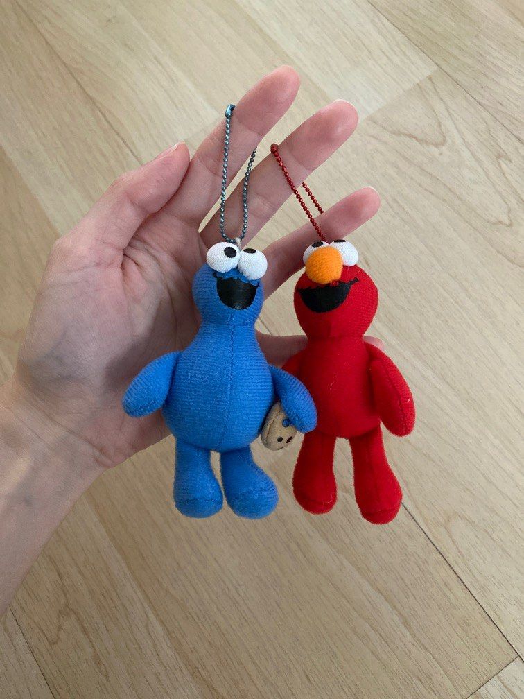 Elmo and cookie monster keychain, Hobbies & Toys, Toys & Games on Carousell