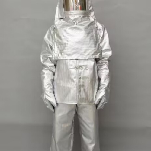 FIRE APPROACH SUIT ALUMINIZED, Commercial & Industrial, Industrial ...