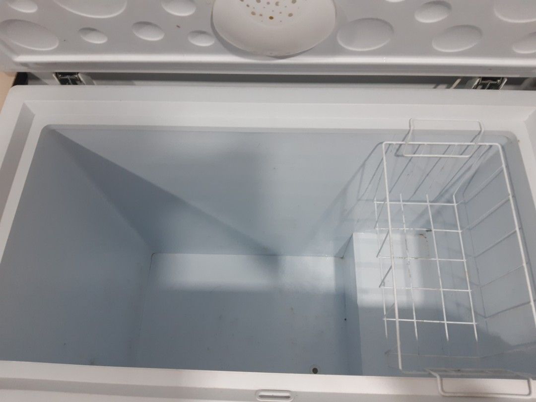 Haier 207L chest freezer, TV & Home Appliances, Kitchen Appliances ...