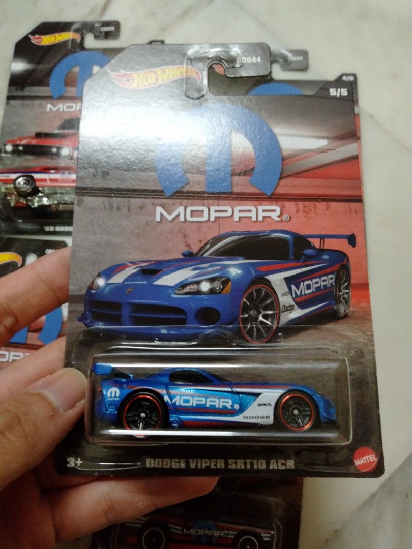 Hot Wheels Mopar series set Dodge, Hobbies & Toys, Toys & Games on ...