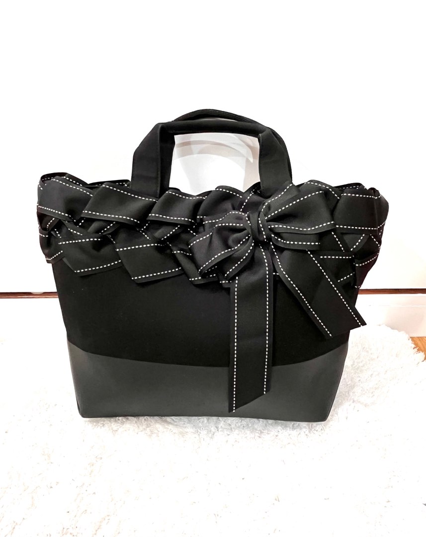 Japan Uniqlo Handbag, Women's Fashion, Bags & Wallets, Tote Bags on ...