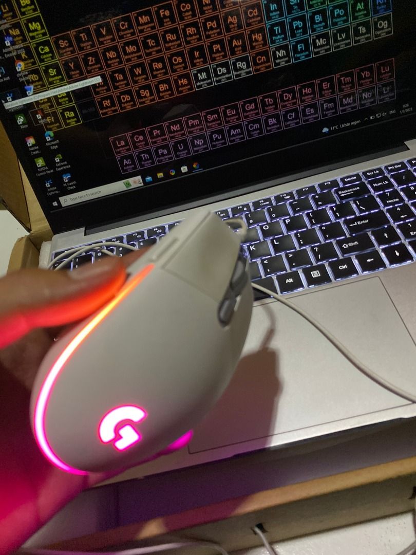 Laptop INTERPAD (RGB Keyboard) +BONUS Mouse Logitech G203 LightSync ...