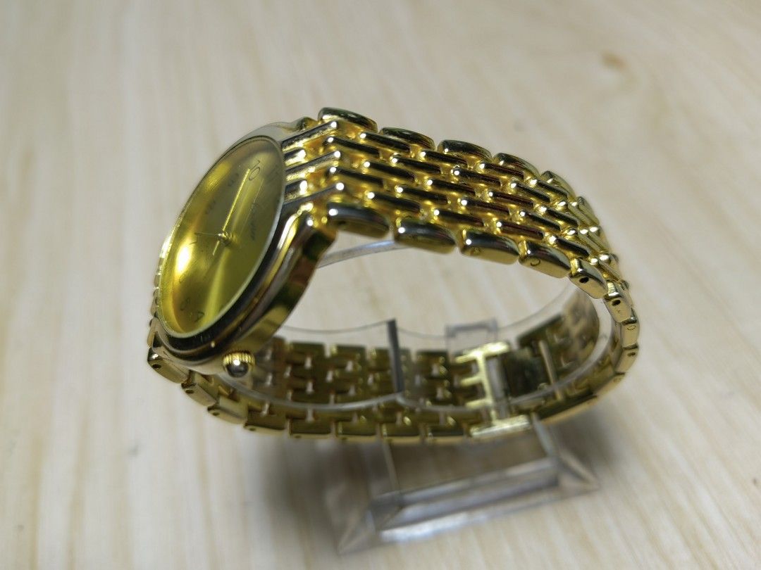 laurier quartz, Luxury, Watches on Carousell