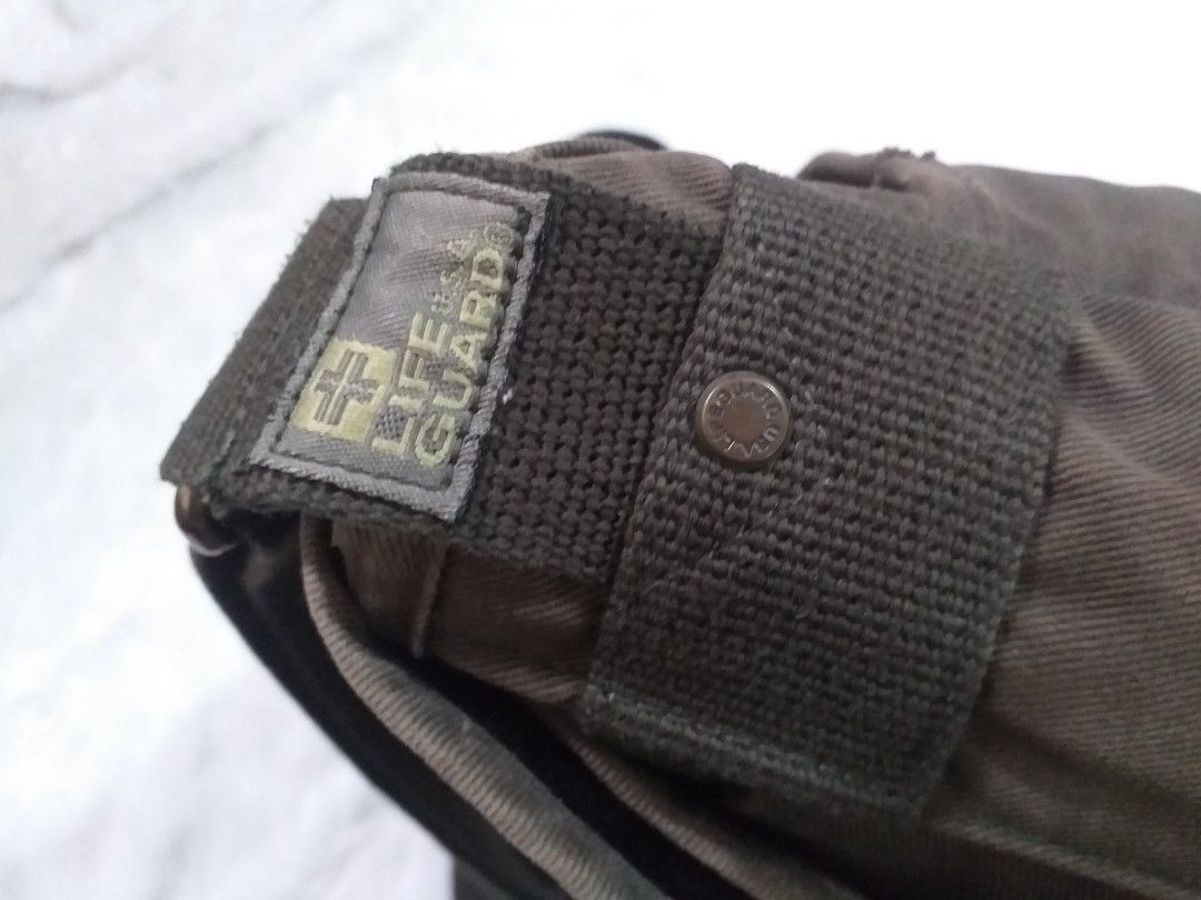 Life Guard USA Sling Bag (Barang Langka/Rare), Fesyen Pria, Tas ...