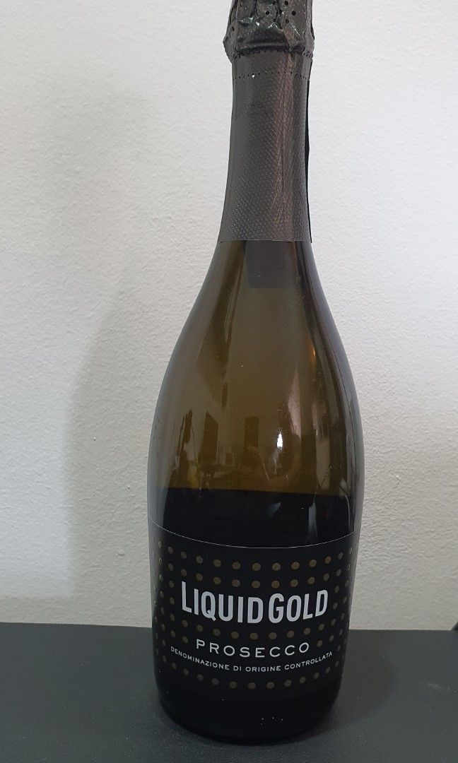 Liquid Gold Prosecco, Food & Drinks, Alcoholic Beverages on Carousell