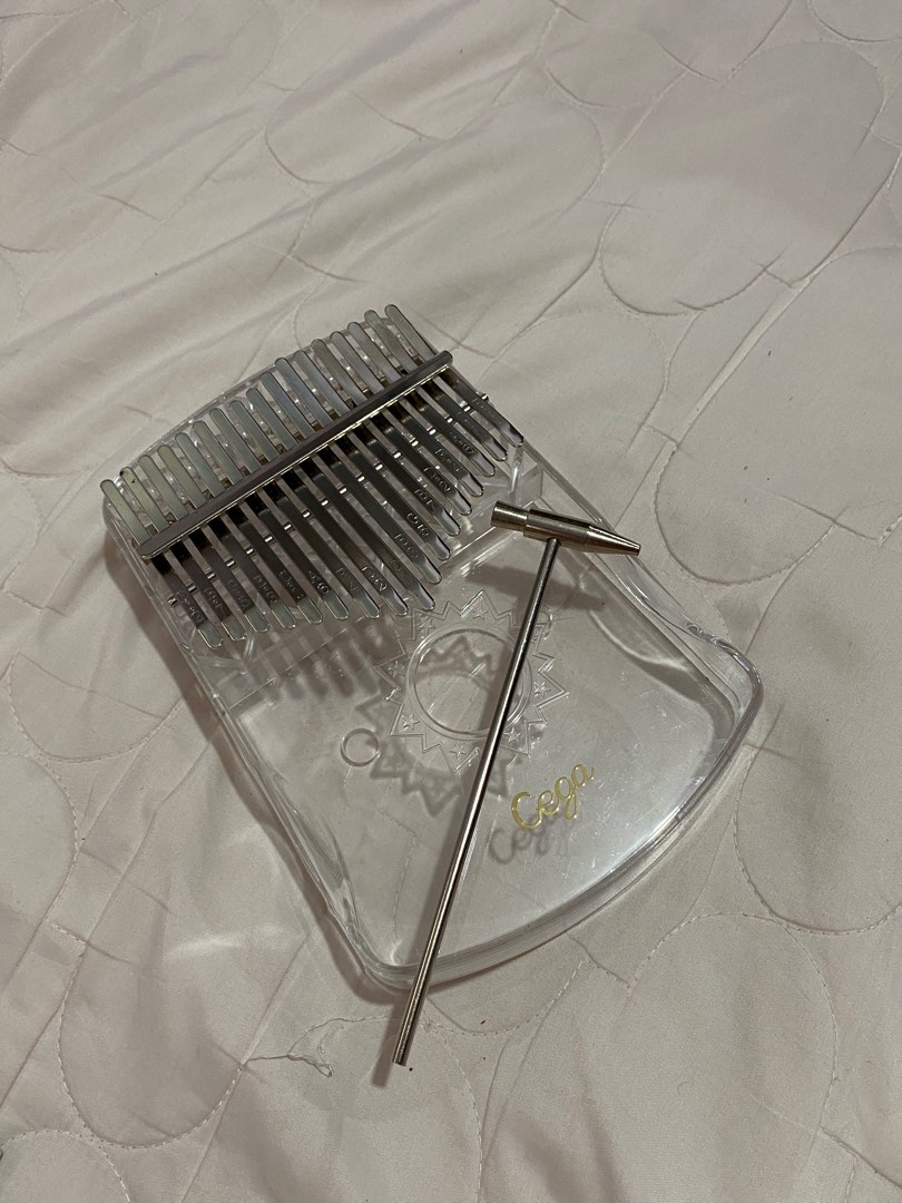 Minimalist & Aesthetic Clear Kalimba, Hobbies & Toys, Music & Media ...