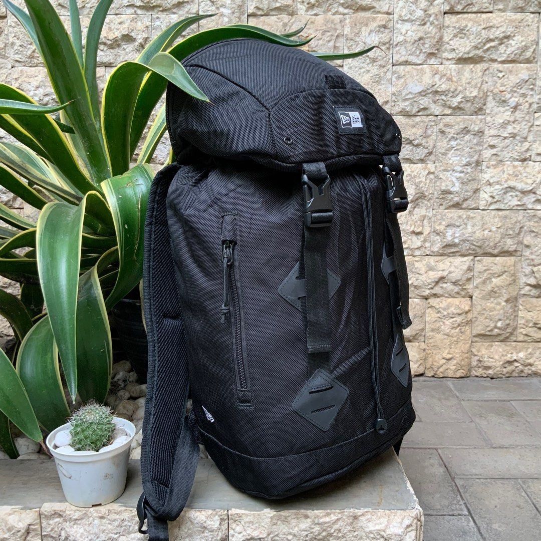 NEW ERA RUCKSACK 28L BACKPACK BLACK, Fesyen Pria, Tas & Dompet , Ransel ...