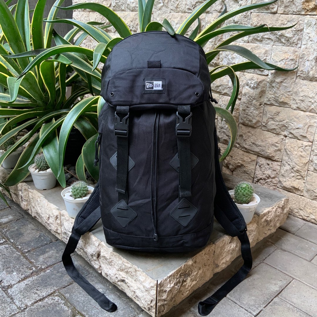 NEW ERA RUCKSACK 28L BACKPACK BLACK, Fesyen Pria, Tas & Dompet , Ransel ...