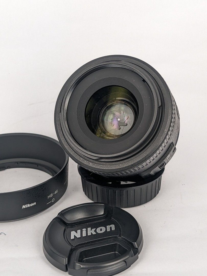 *Free Bag with Nikon D7000 cropped APSC sensor with Nikkor AFS 35mm F1 ...