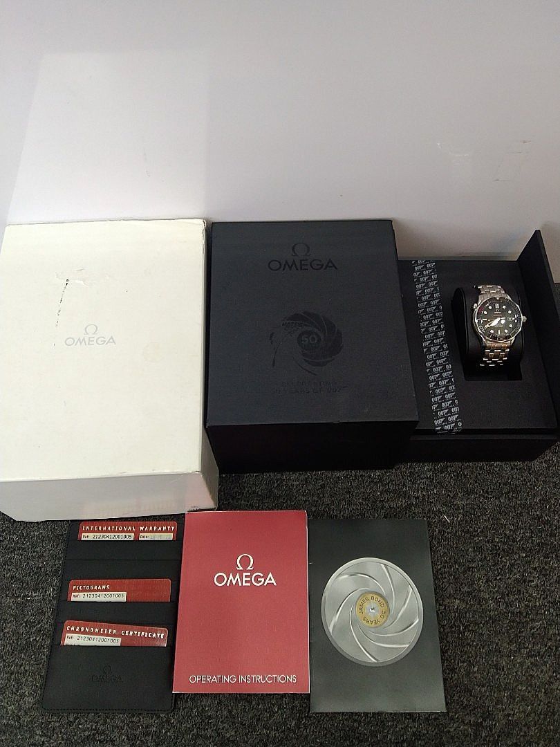 Omega 007 seamaster James bond., Luxury, Watches on Carousell