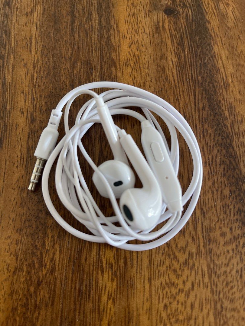 Original Apple IPhone EarPods, Mobile Phones & Gadgets, Mobile & Gadget ...