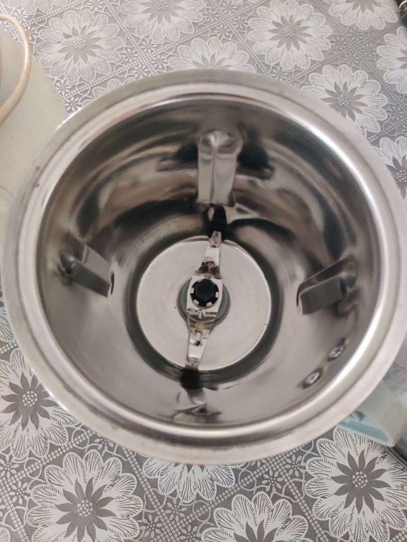 Philips Silent Mixer/Blender, TV & Home Appliances, Kitchen Appliances ...