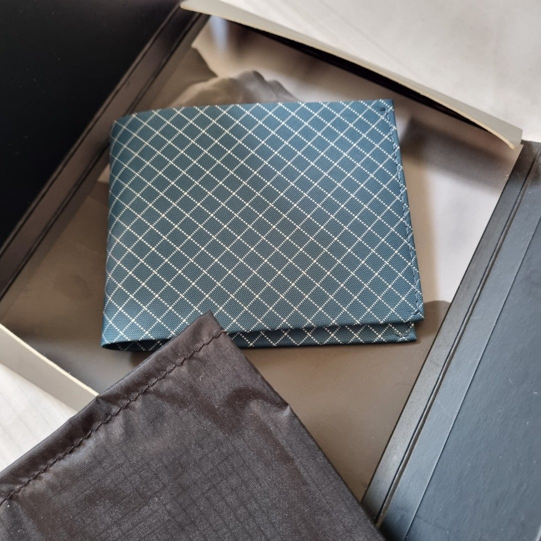 Pioneer Flyfold Bifold wallet, Men's Fashion, Watches & Accessories ...
