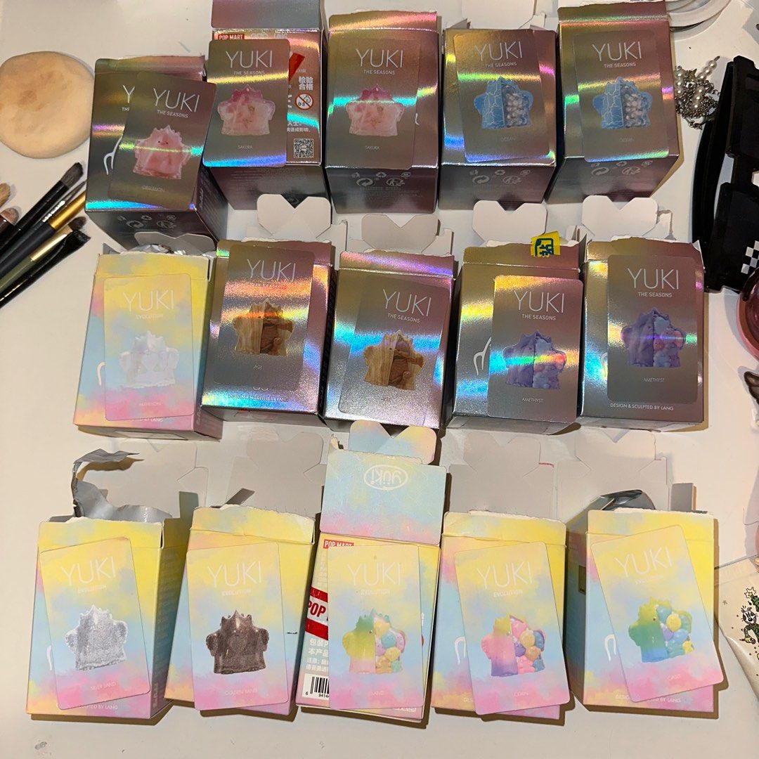 Popmart YUKI進化論系列 YUKI04/05, 興趣及遊戲, 玩具 & 遊戲類 - Carousell