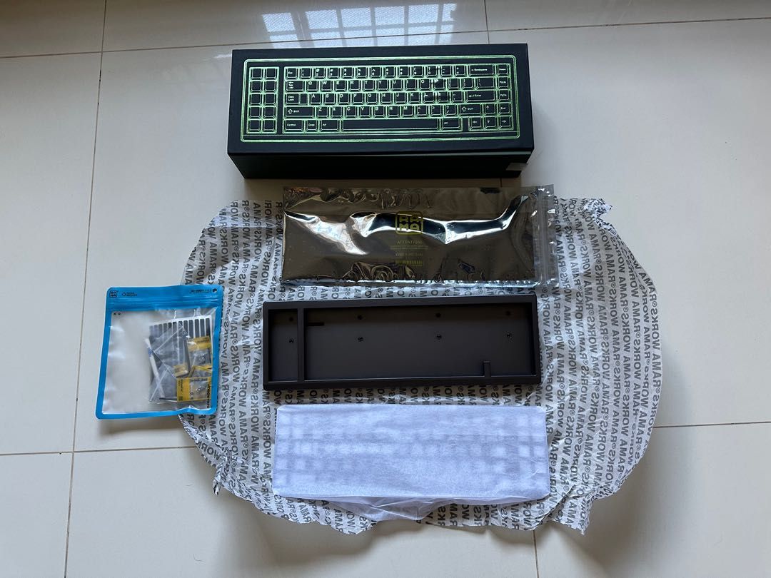 [BELOW COST] RAMA WORKS x ION Zenith Custom Keyboard (Moon), Computers ...