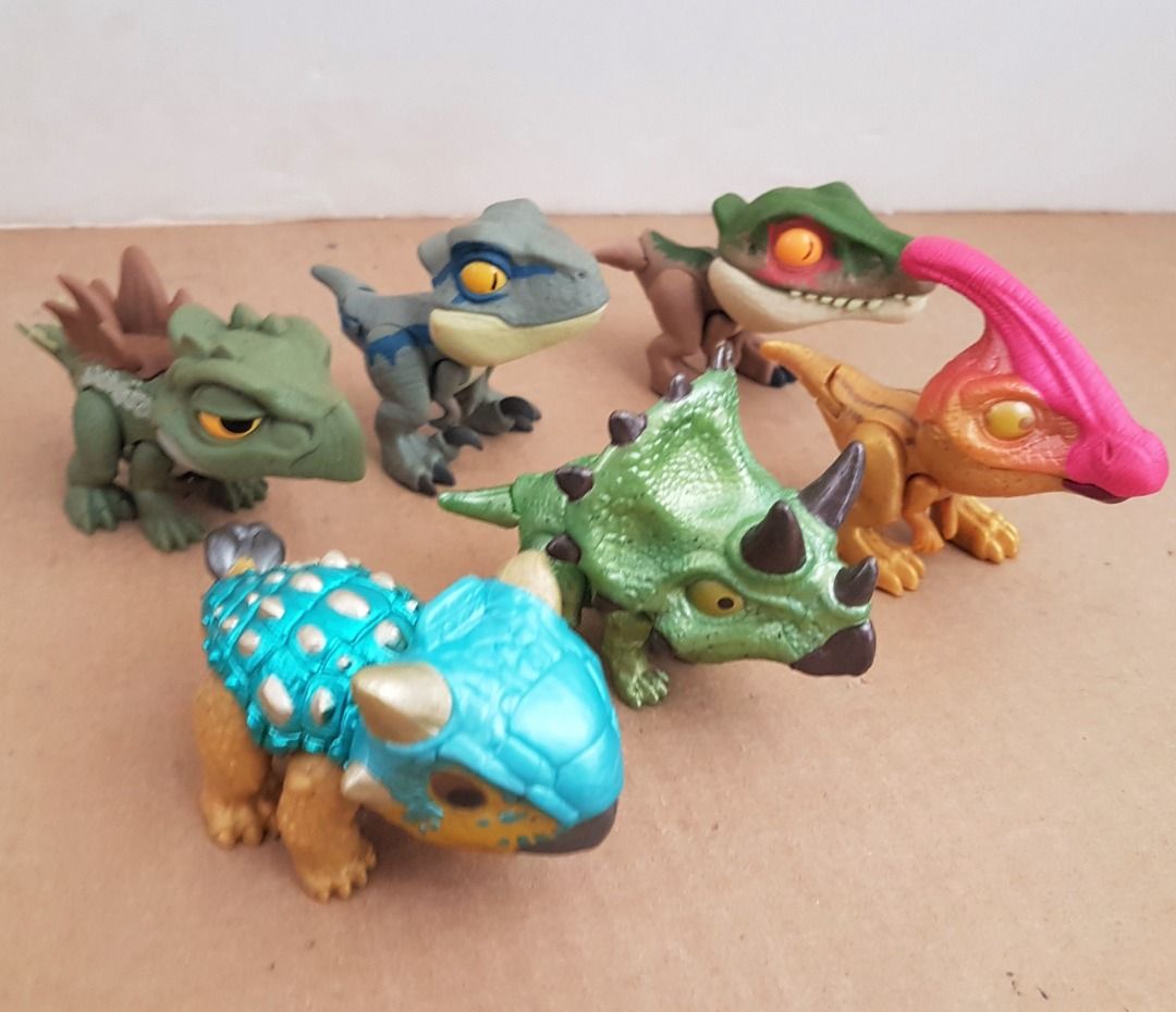 Rare Dinosaur Collectibles, 26 Designer Dinosaurs for $55, Jurassic ...