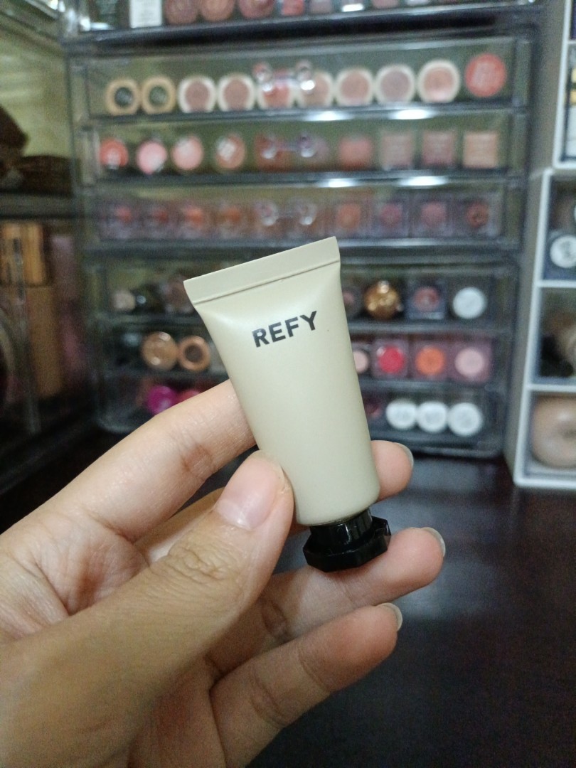 Refy highlighter, Beauty & Personal Care, Face, Makeup on Carousell