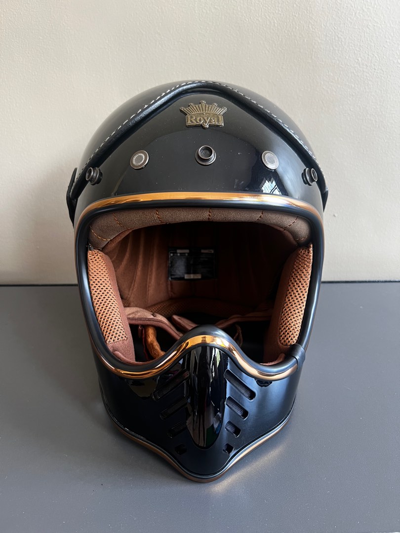 Authentic Royal Enfield full face helmet, Motorbikes, Motorbike Parts ...