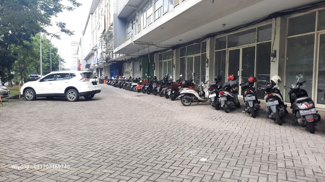 Ruko Icon 21 MERR Surabaya Lebar 9 meter Ada Void sehingga dari lantai ...