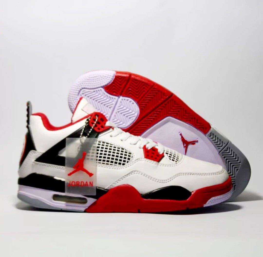 SEPATU RUNNING NIKE AIR RETRO, Fesyen Pria, Sepatu , Sneakers di Carousell