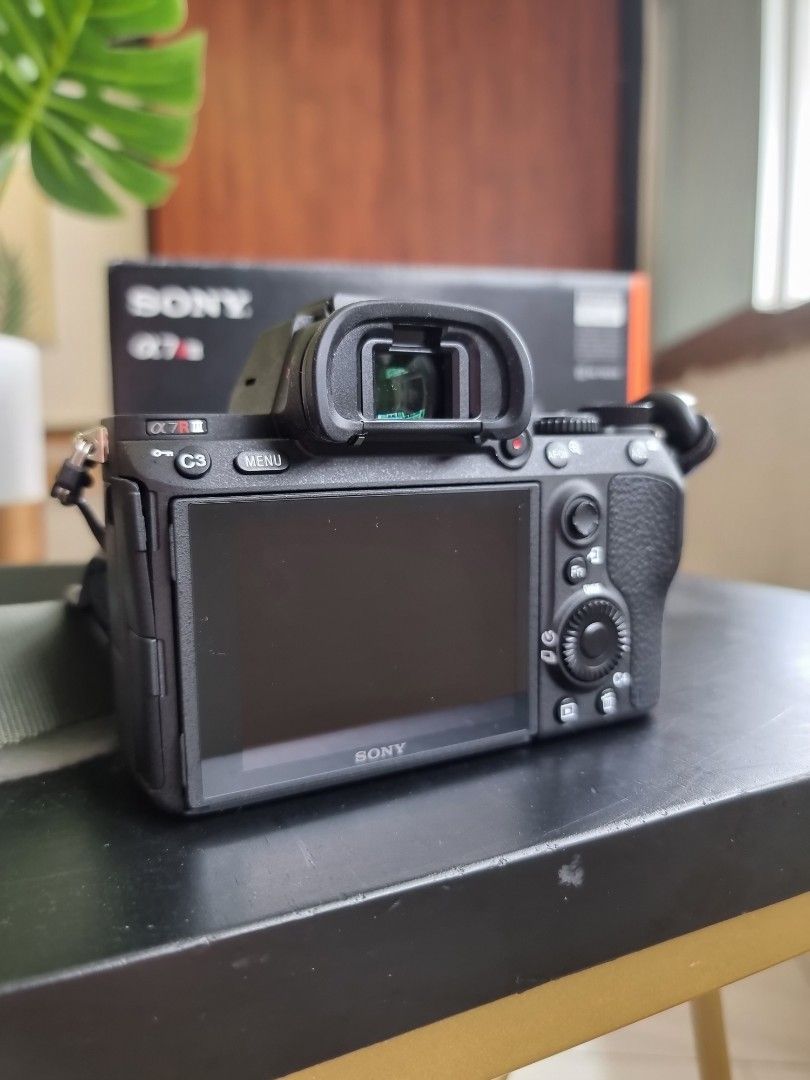 Sony A7RIII, Photography, Cameras on Carousell