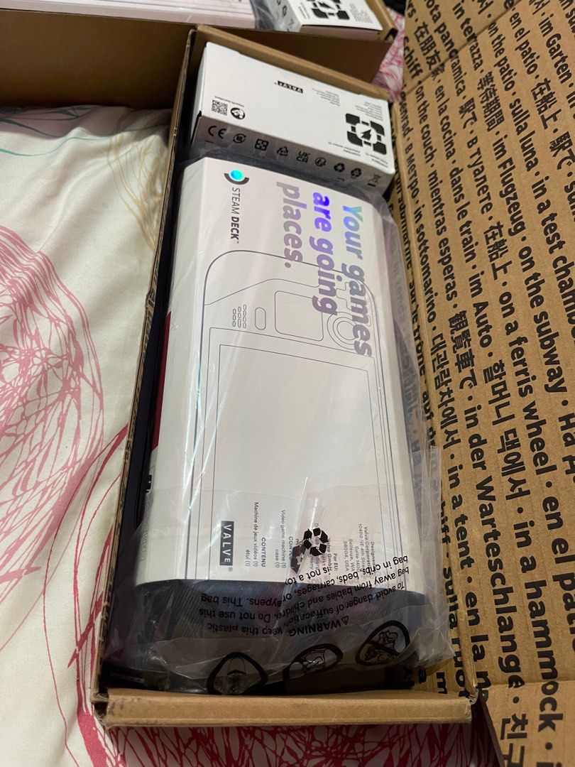 Steamdeck 64gb, Hobbies & Toys, Toys & Games on Carousell
