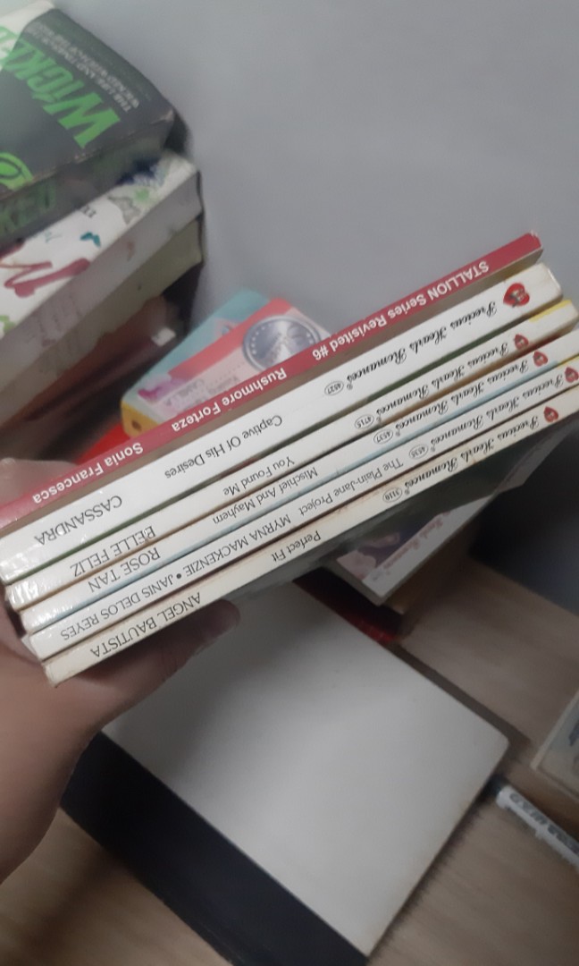 Tagalog Pocketbook Bundle #4, Hobbies & Toys, Books & Magazines ...