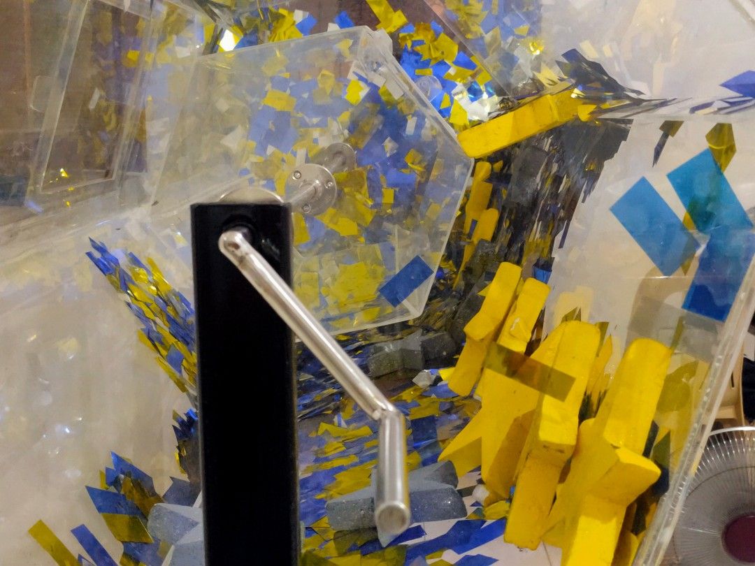 Tambiolo on Carousell