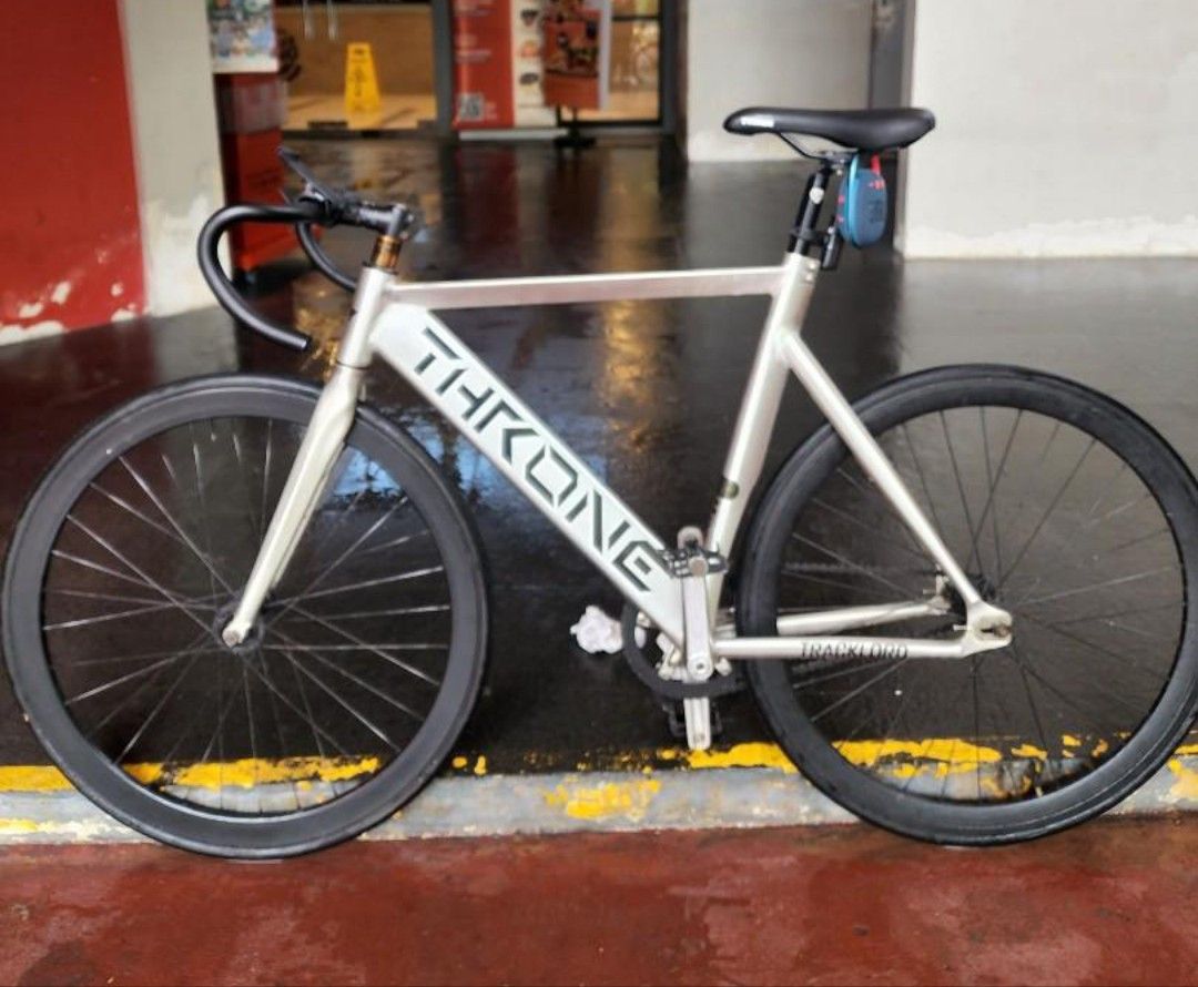 THRONE tracklord, Sports Equipment, Bicycles & Parts, Bicycles on Carousell