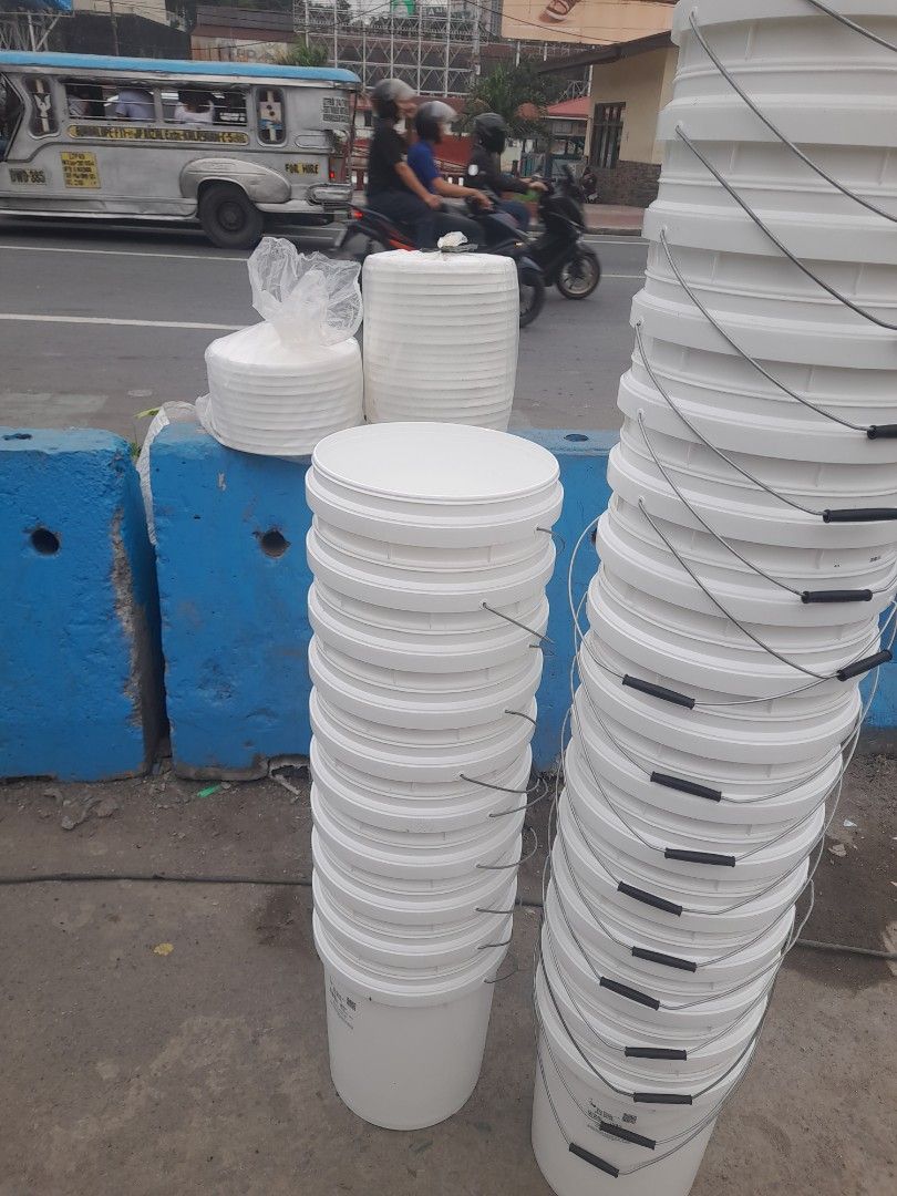 Timba 20 liters, Furniture & Home Living, Gardening, Plants & Seeds on ...