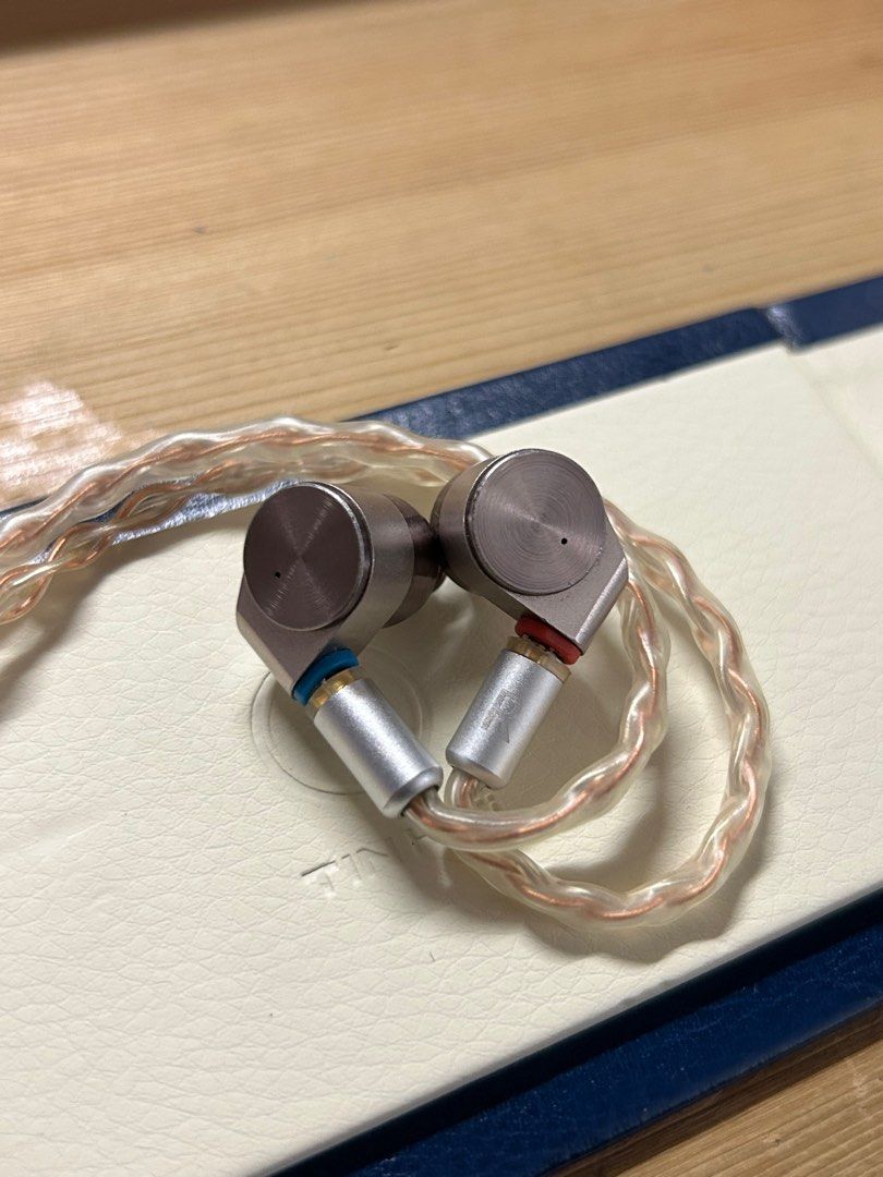 Tin Hifi T2 IEM with replaced cable, Audio, Earphones on Carousell