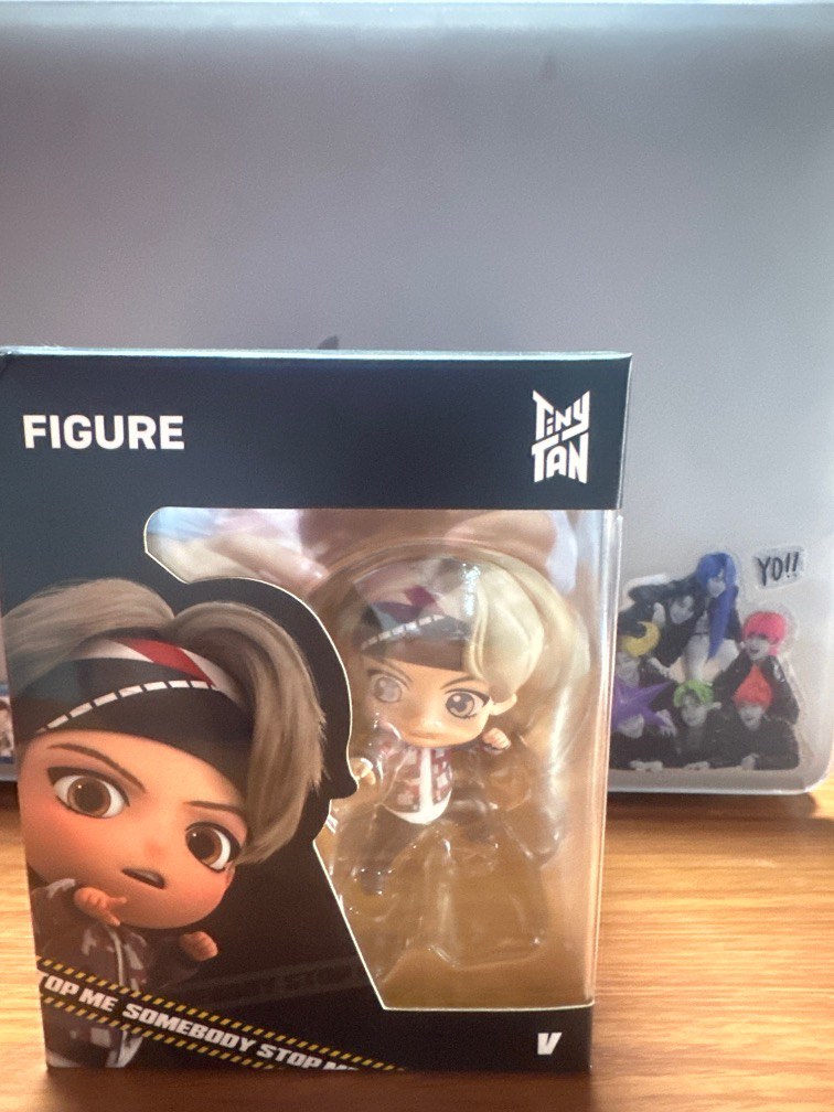 TinyTan Figure Mic Drop v1 (V), Hobbies & Toys, Toys & Games on Carousell