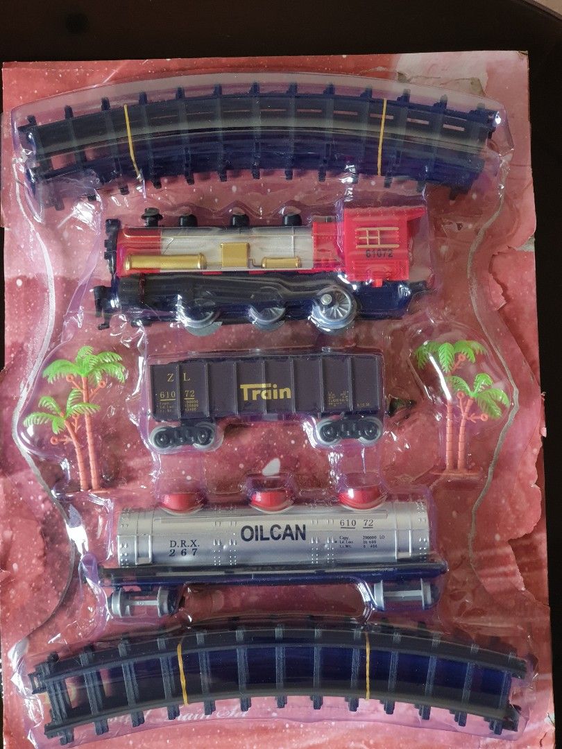 Train set (battery operated with sound), Hobbies & Toys, Toys & Games ...