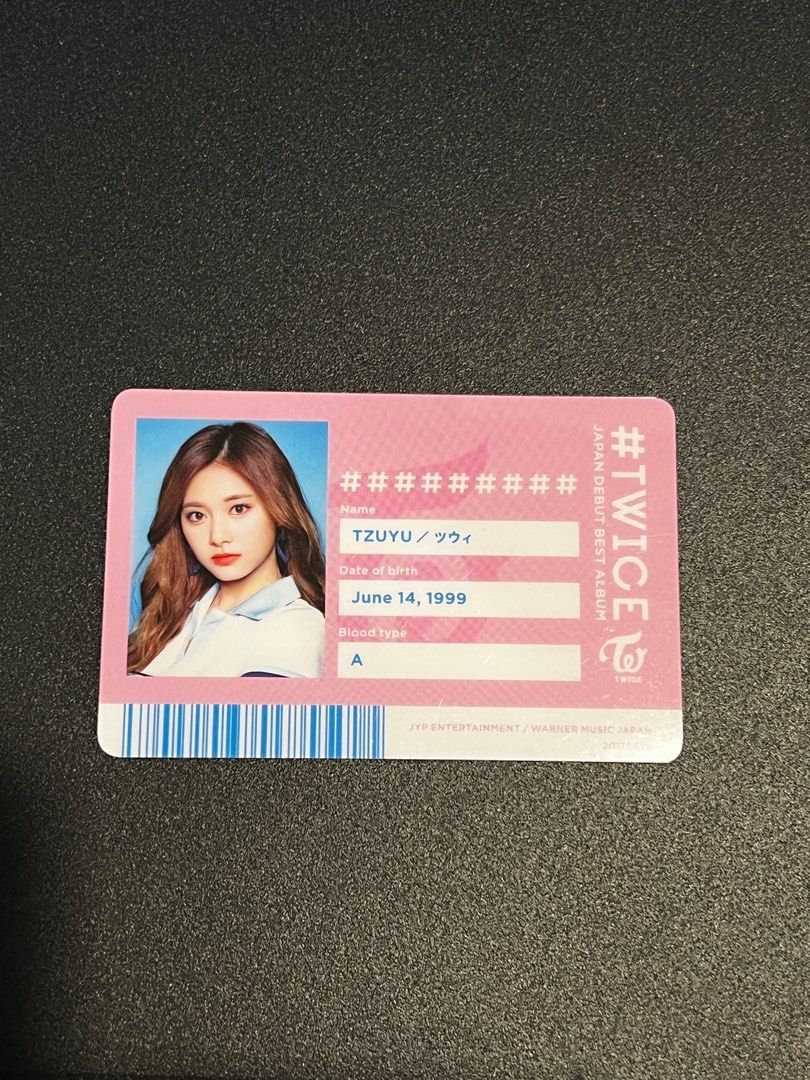 Tzuyu #TWICE ID card, Hobbies & Toys, Memorabilia & Collectibles, K ...