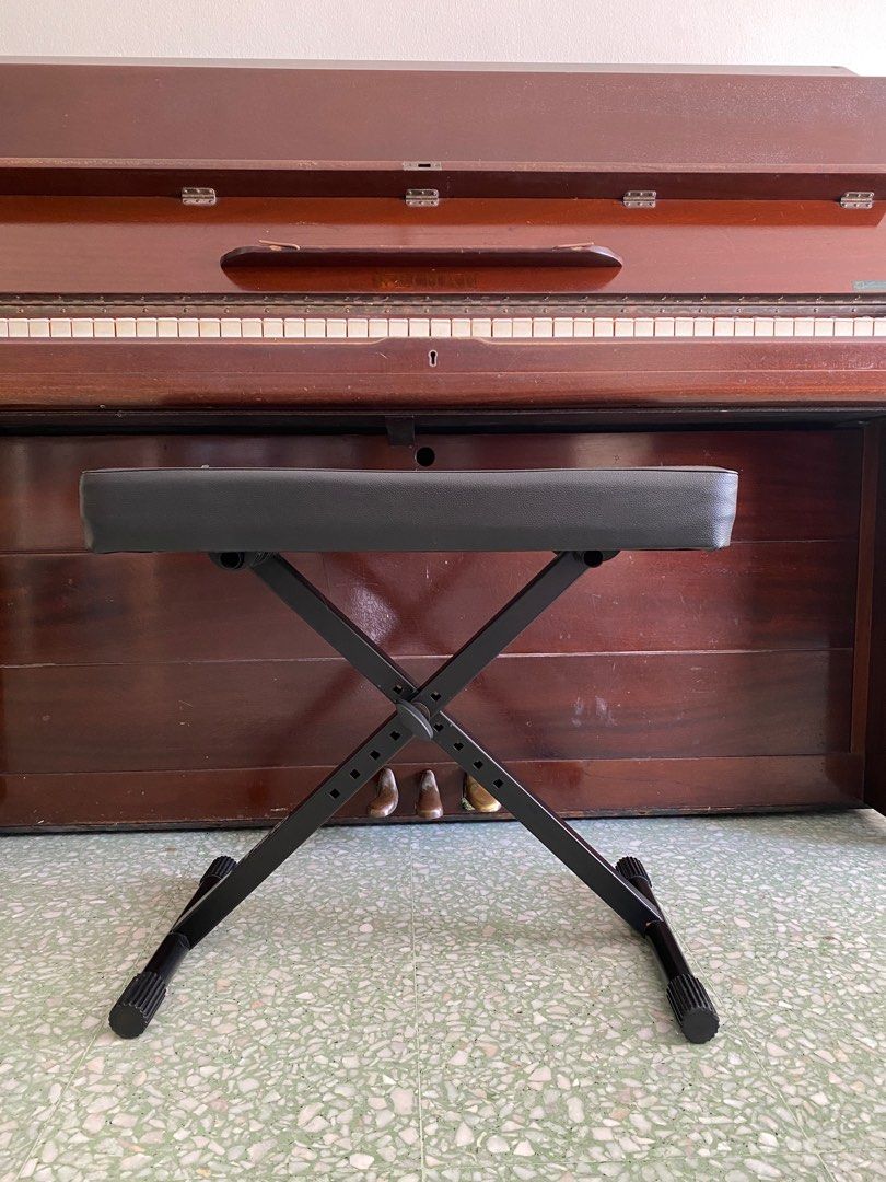 Upright piano & Bench, Hobbies & Toys, Music & Media, Musical ...