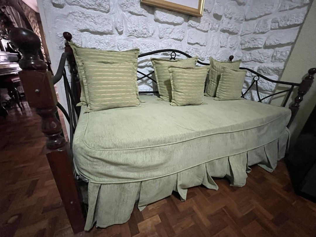 Used day bed, Furniture & Home Living, Furniture, Other Home Furniture ...