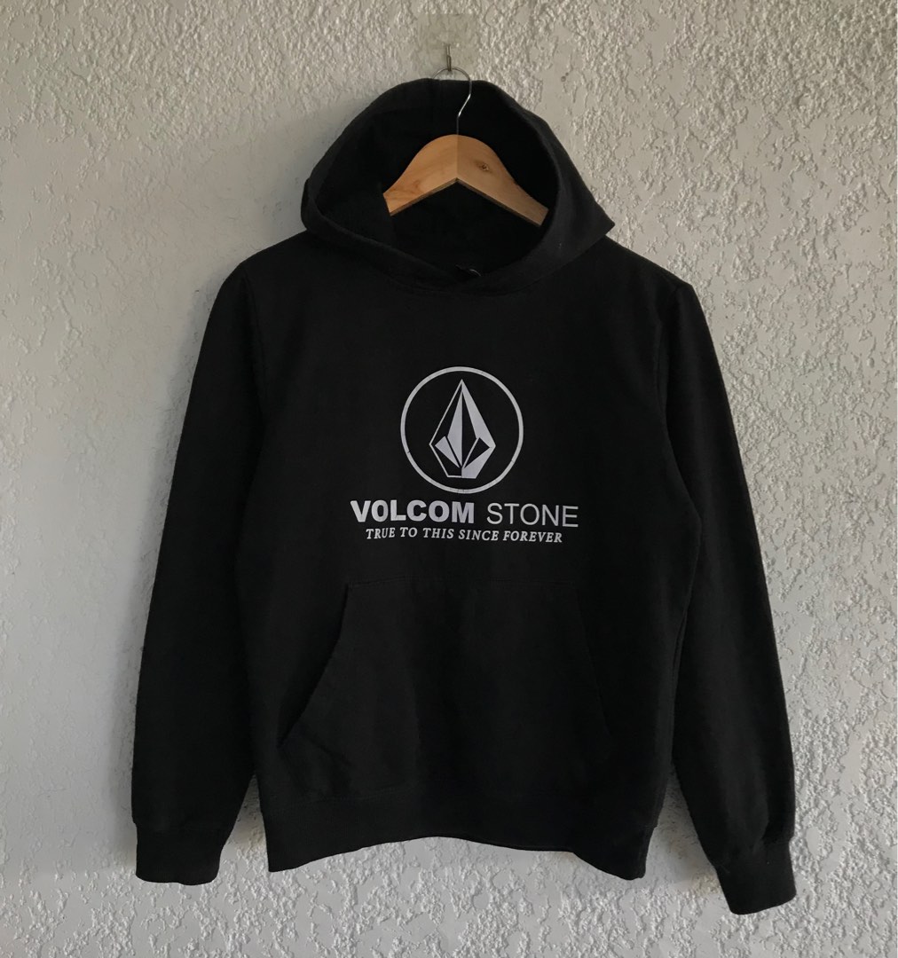 Volcom big logo black hoodie, Men's Fashion, Tops & Sets, Hoodies on ...
